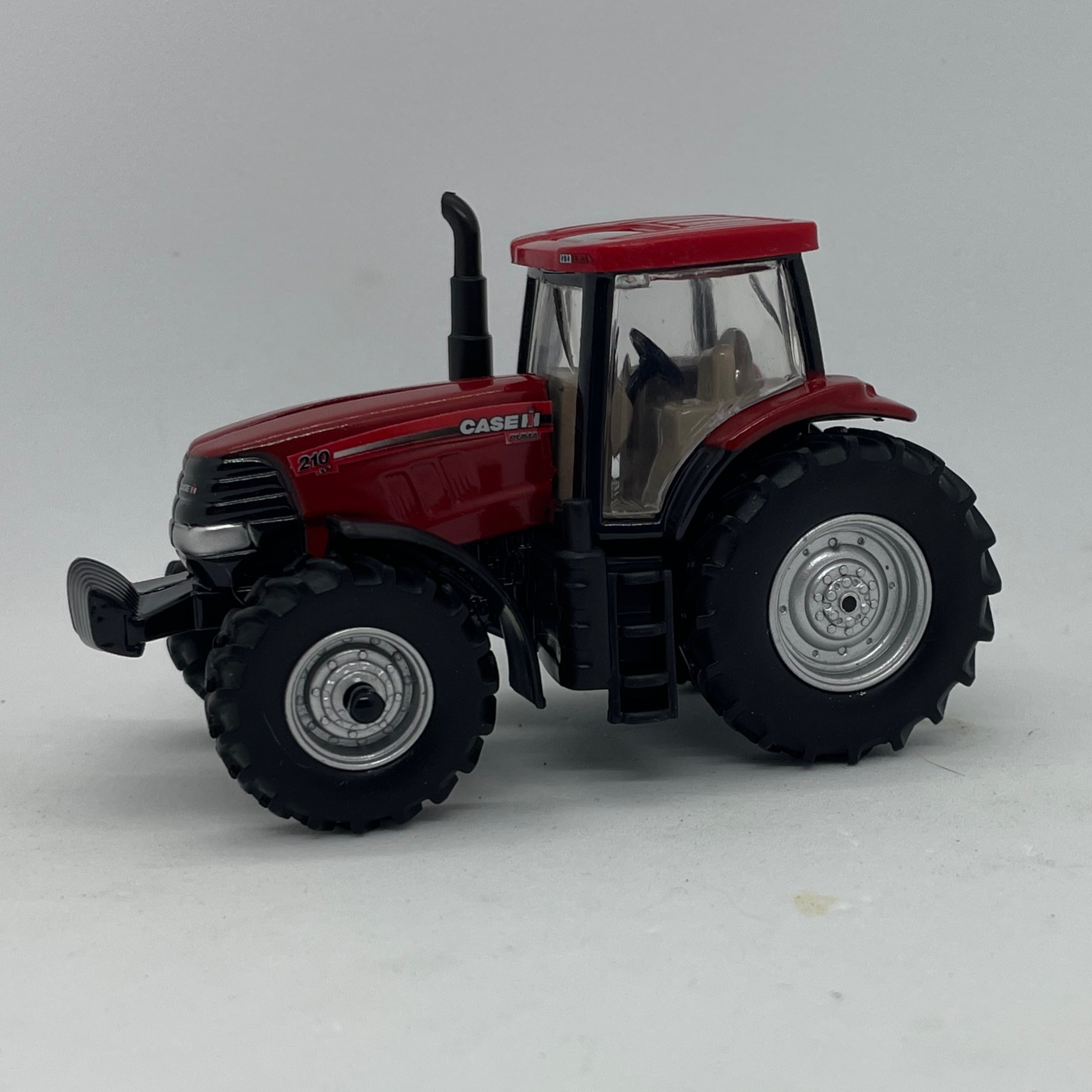 Puma 210 MFD (1/64) | Family Fire: Fireworks & Farm Toys